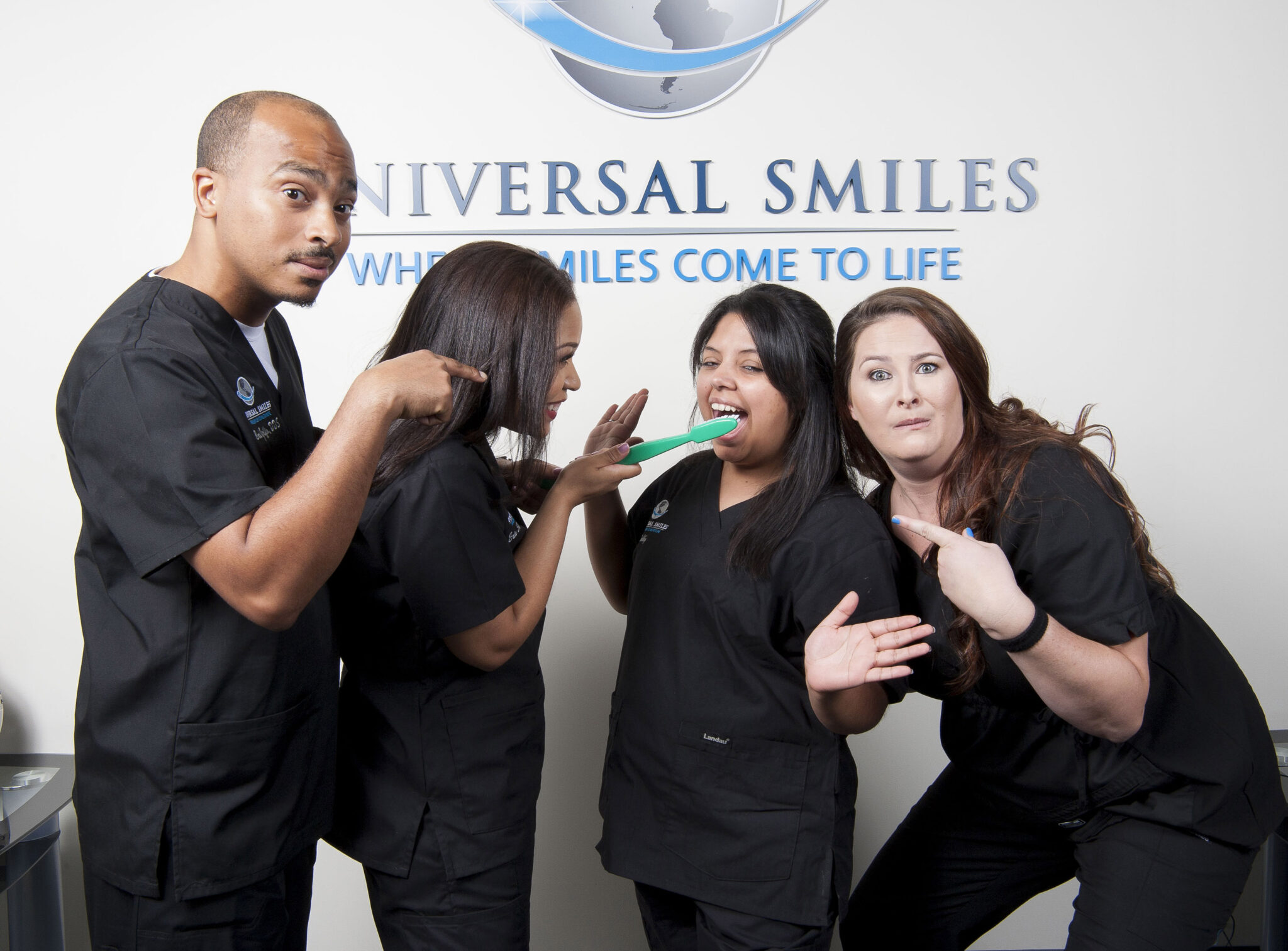 Universal Smiles - Black Owned Dental Practices